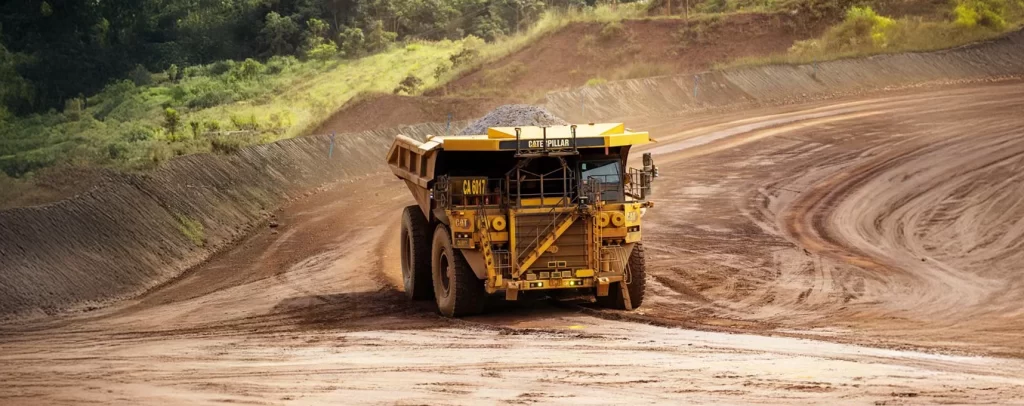 Vale, Caterpillar e Sotreq anunciam expansão da frota de caminhões ...